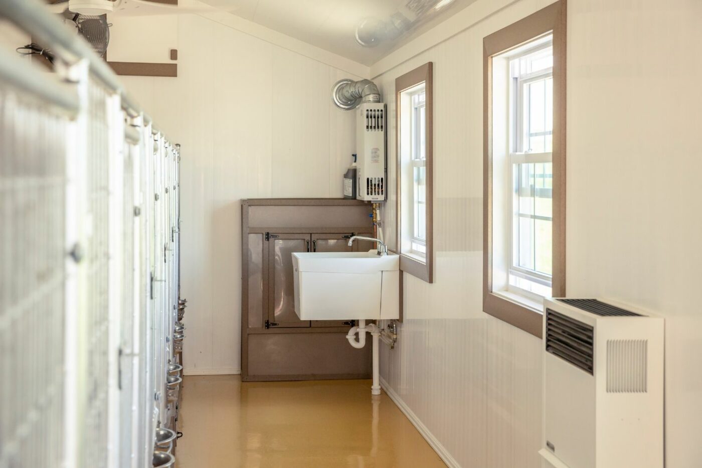 Quality Kennel Supplies for Your Pets|Backyard Pet Supplies