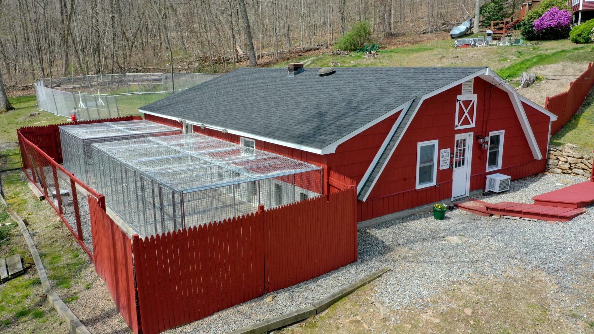 Dog Kennel Renovations | Backyard Pet Supplies